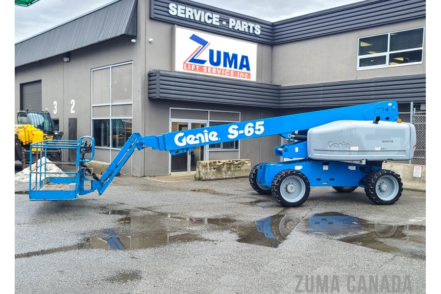 2014 Genie S65 Boom Lift