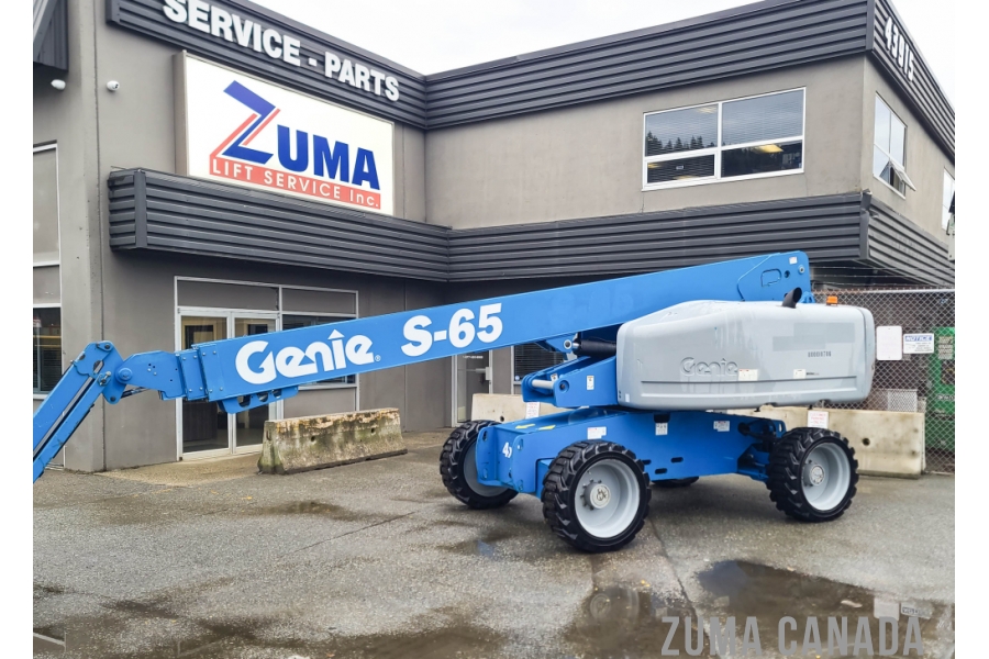 2014 Genie S65 Boom Lift