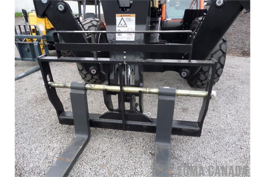 NEW JLG 1055 Telehandler