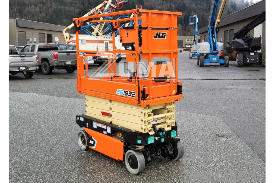 NEW JLG ES1932 Scissor Lift