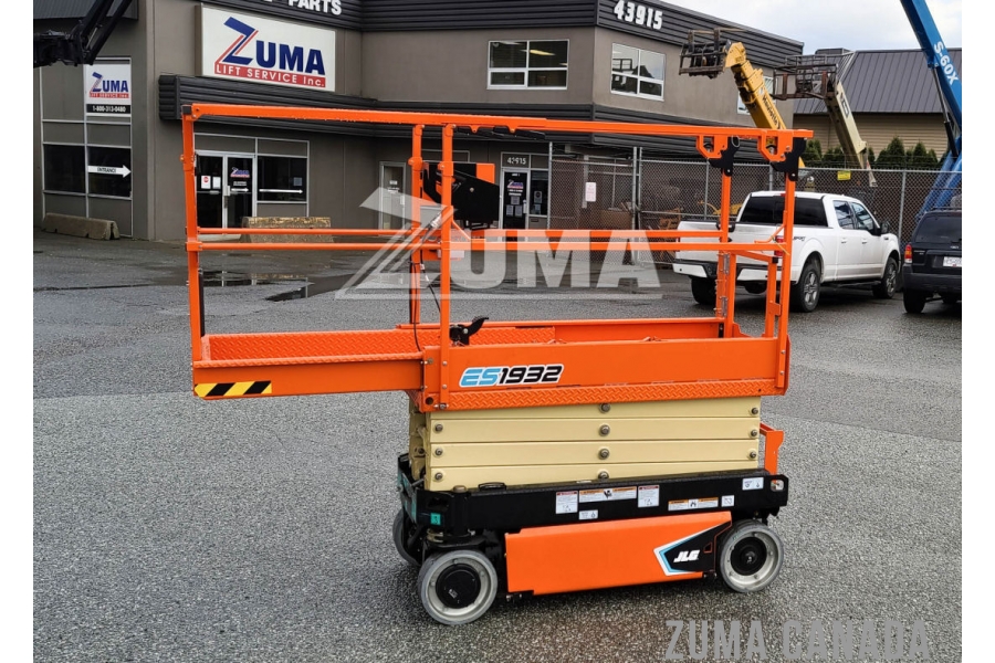 NEW JLG ES1932 Scissor Lift