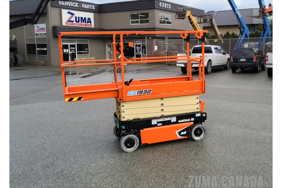 NEW JLG ES1932 Scissor Lift